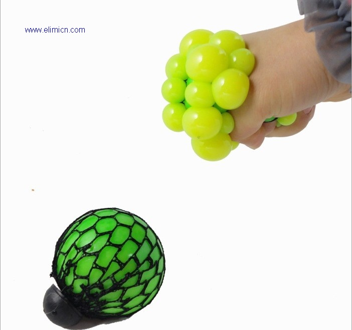 Novelty vent grape ball funny toy